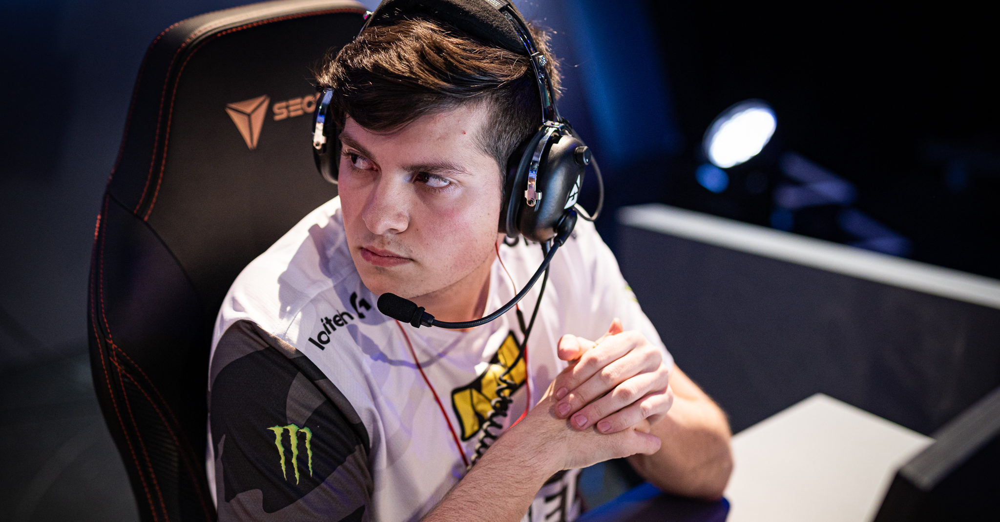 Perfecto, NAVI i M249 vrijedan preko 8700€! - Esport Adria